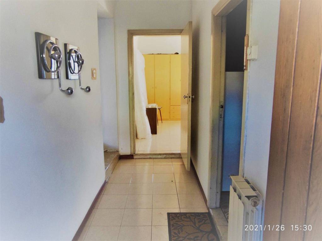 Casa Indipendente in in vendita da privato a Genga località Colcello, 8