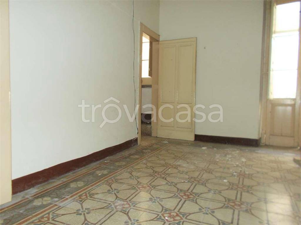 Casa Indipendente in vendita ad Acquaviva delle Fonti via Petrelli, 15