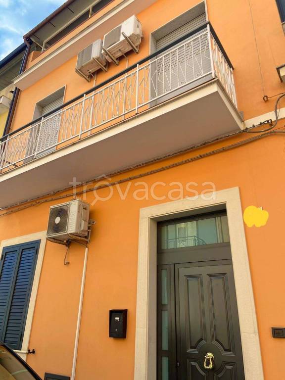 Appartamento in in vendita da privato ad Avola via Giovanni Grasso