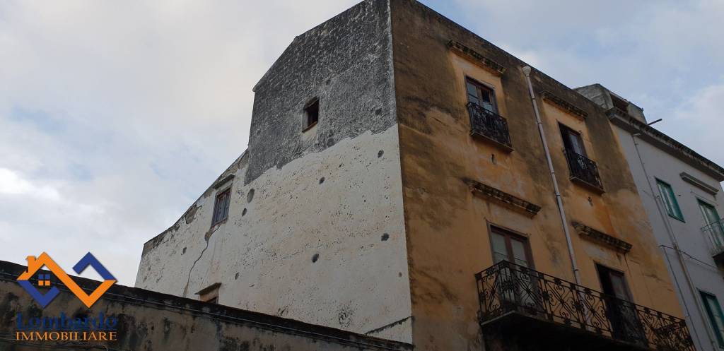 Casa Indipendente in vendita a Castellammare del Golfo corso Giuseppe Garibaldi