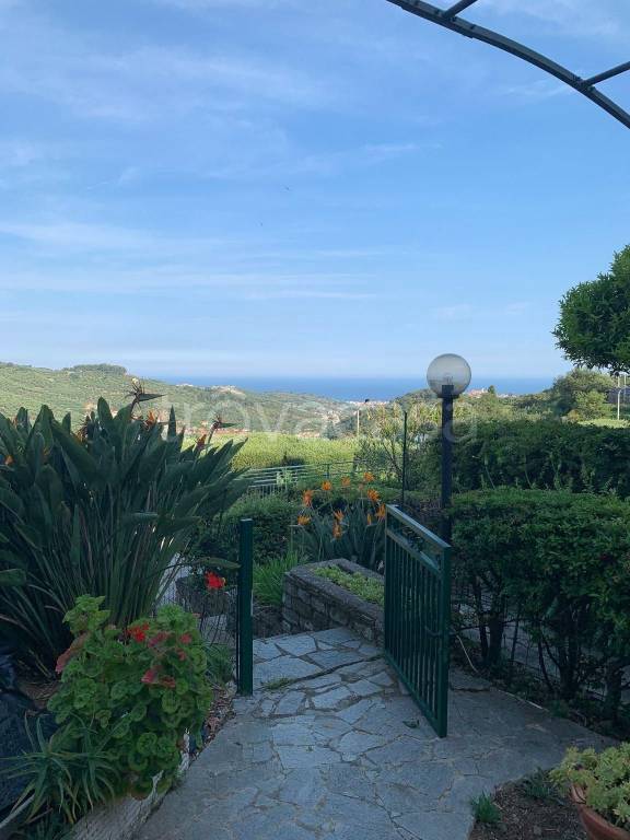 Appartamento in in vendita da privato a Diano Arentino via della Roggia, 6