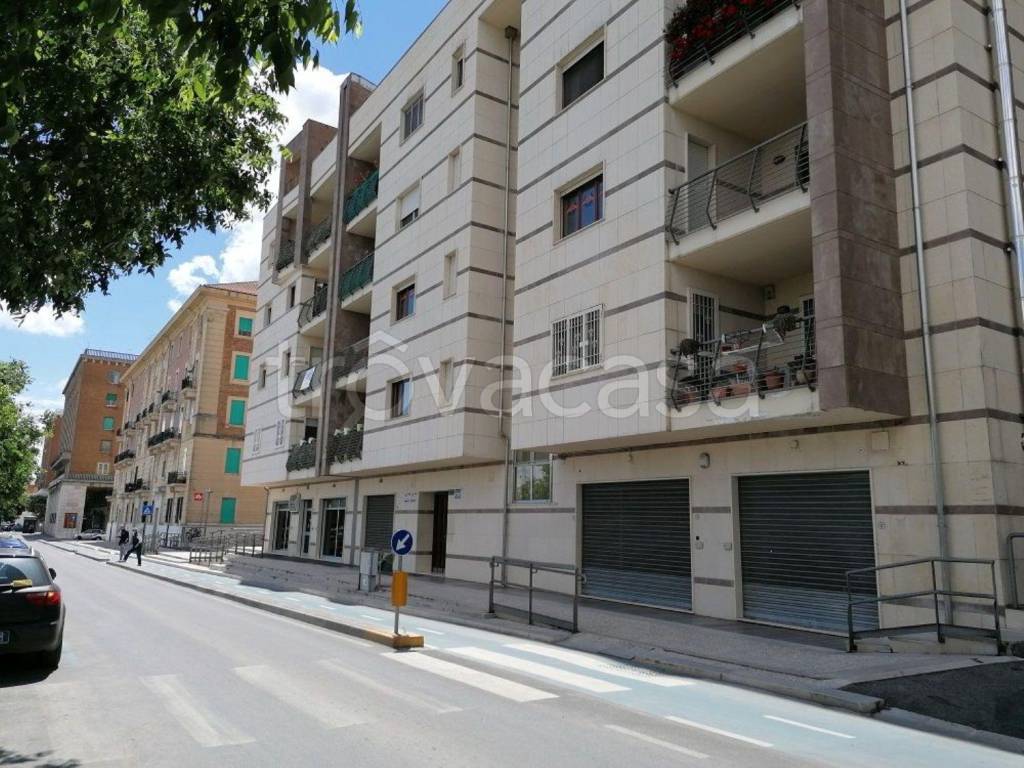 Appartamento in vendita a Foggia viale Manfredi, 66 -78