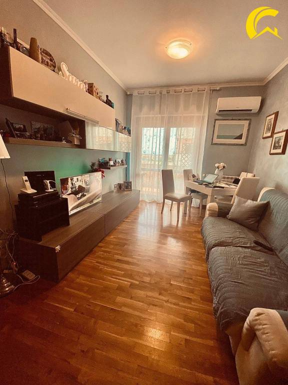 Appartamento in vendita ad Aprilia via Roberto Rossellini