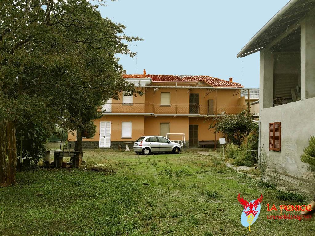 Villa Bifamiliare in vendita a Granozzo con Monticello via Antonio Gramsci, 40