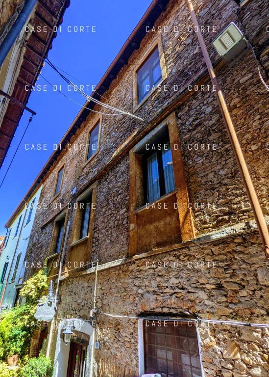 Appartamento in vendita a Villanova d'Albenga vico Ponte