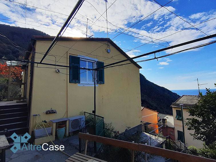 Appartamento in vendita a Camogli via Mortola, 37
