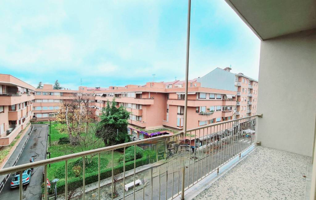 Appartamento in vendita ad Alba corso Piave, 14