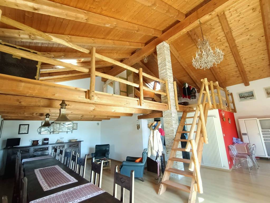 Villa in vendita a Bene Vagienna frazione Buretto, 10B