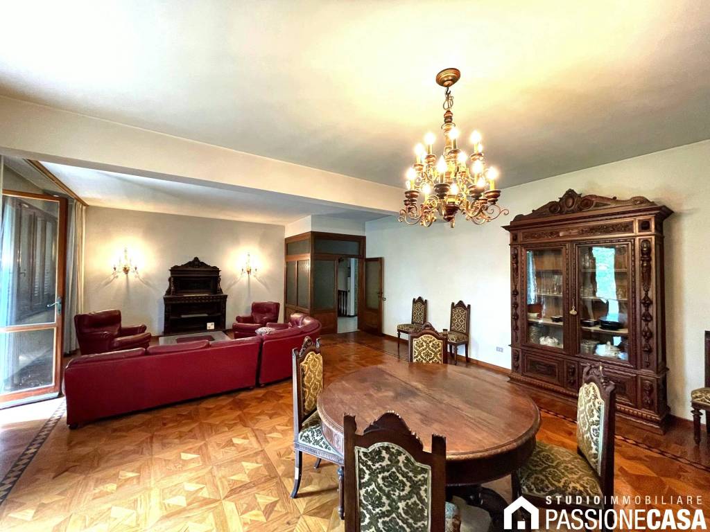 Villa in vendita a Montemurlo via Sandro Botticelli