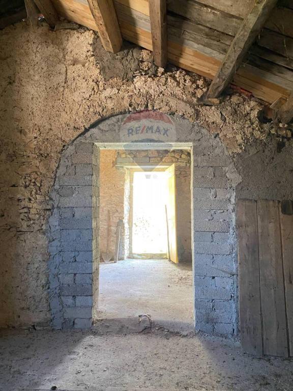 Rustico in vendita a Montenero Val Cocchiara corso Vittorio Emanuele iii, snc