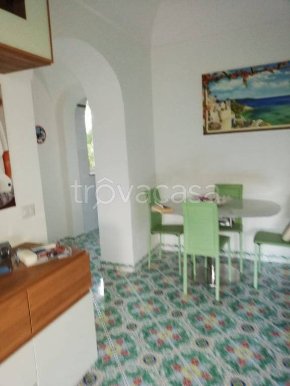 Villa a Schiera in vendita ad Anacapri via Damecuta