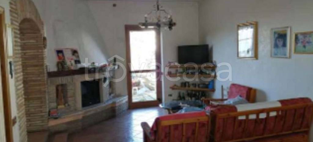 Appartamento all'asta ad Albano Laziale via degli Olmi, 3