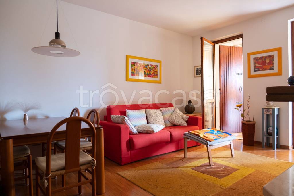 Appartamento in vendita a Bardolino via San Colombano, 15