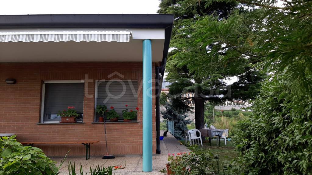 Villa a Schiera in vendita a Civate via Isella, 4/a