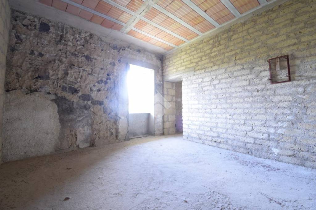 Appartamento in vendita a Sant'Agata de' Goti via l.Go scuola pia, 34