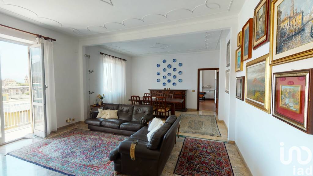 Appartamento in vendita ad Arenzano via Carlin, 79