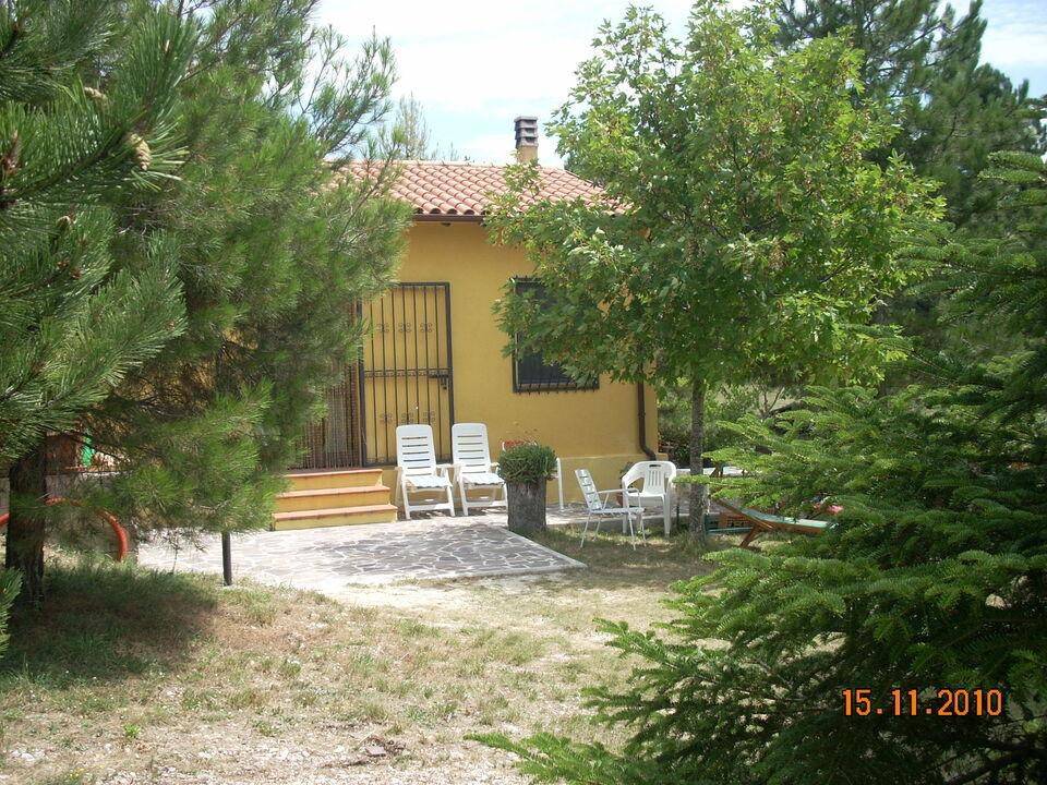 Rustico in in vendita da privato a Foligno via del Lago, 2