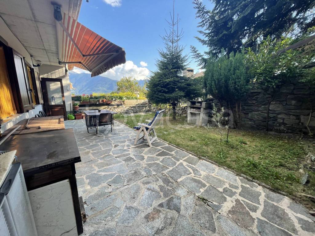 Appartamento in vendita a Civo frazione Poira