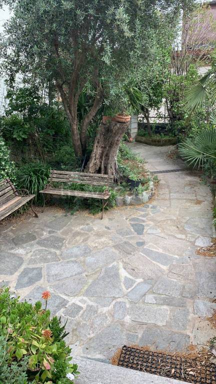 Casa Indipendente in in vendita da privato a Cogoleto salita Prino Superiore, 1