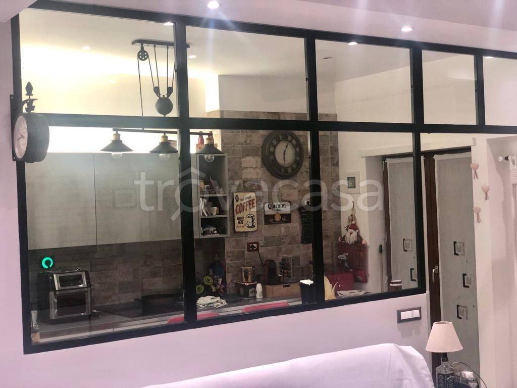 Appartamento in in vendita da privato a Roma via Pisino