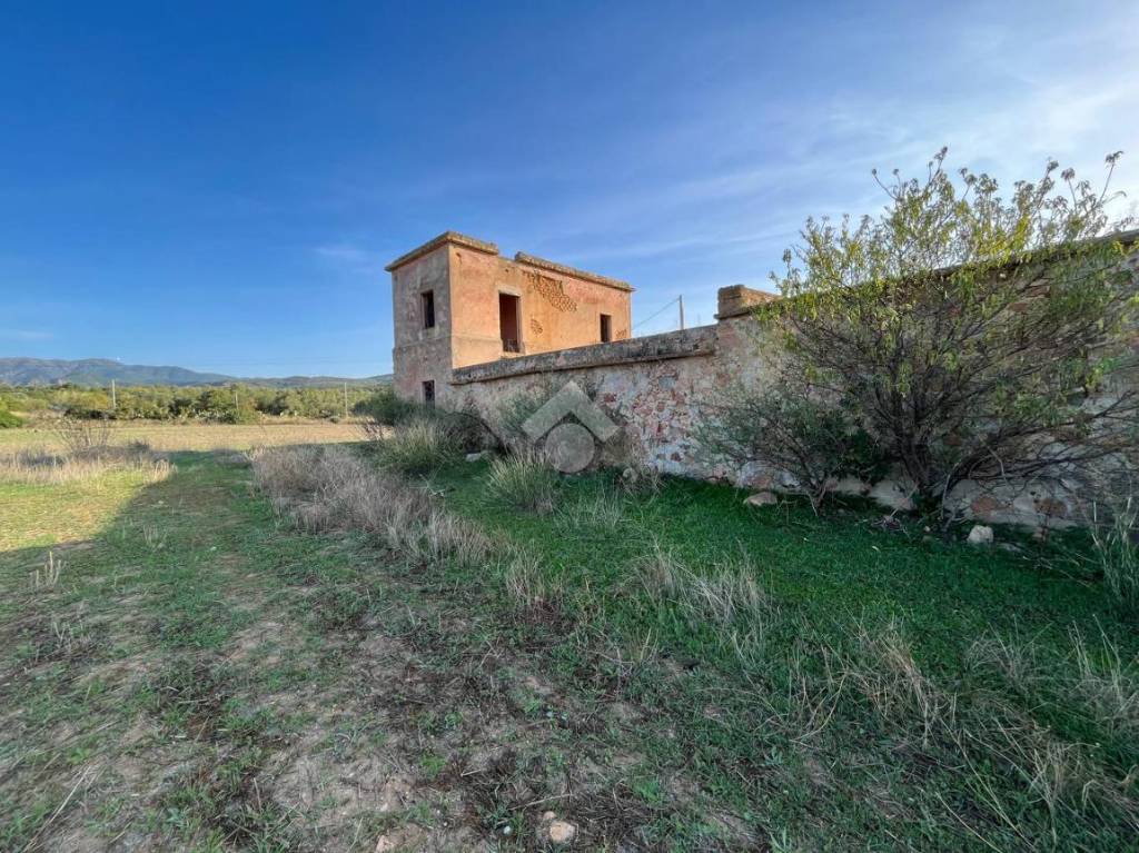 Rustico in vendita a Maracalagonis località Su Loi