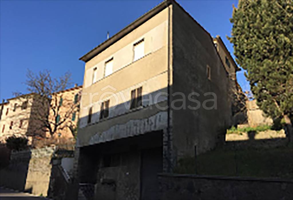 Appartamento all'asta ad Arcidosso viale Davide Lazzaretti, 18