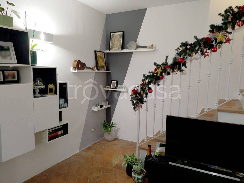 Casa Indipendente in in vendita da privato a Castelleone località Villa Bruna, 5