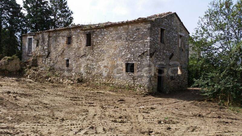 Casale in in vendita da privato a Guardea località Poggio Basso