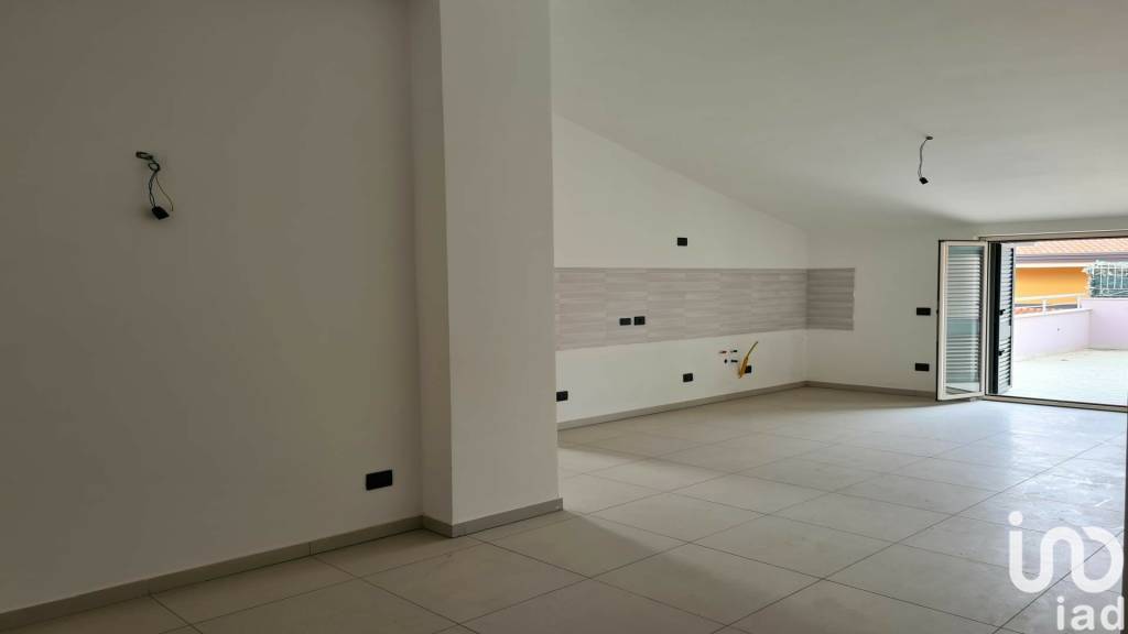 Appartamento in vendita a Gizzeria via Amalfi , Gizzeria cz, Italia