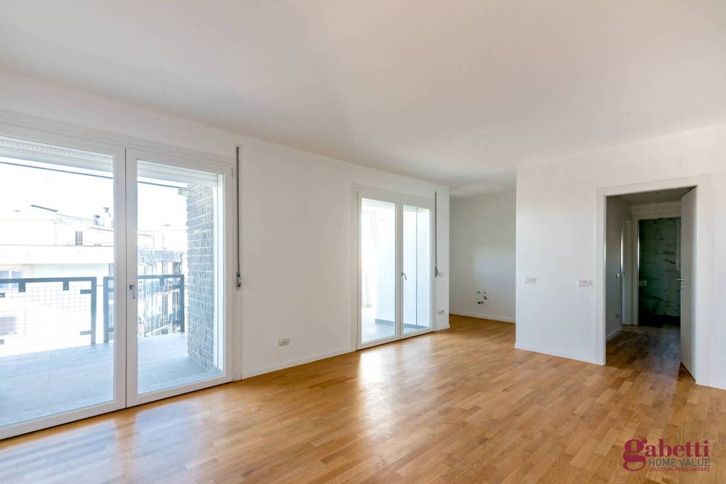 Appartamento in vendita a Busto Arsizio via Francesco Crispi, 34