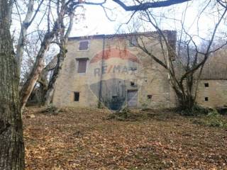 Rustico in vendita a Brenzone sul Garda via Are, 15 Foto-8