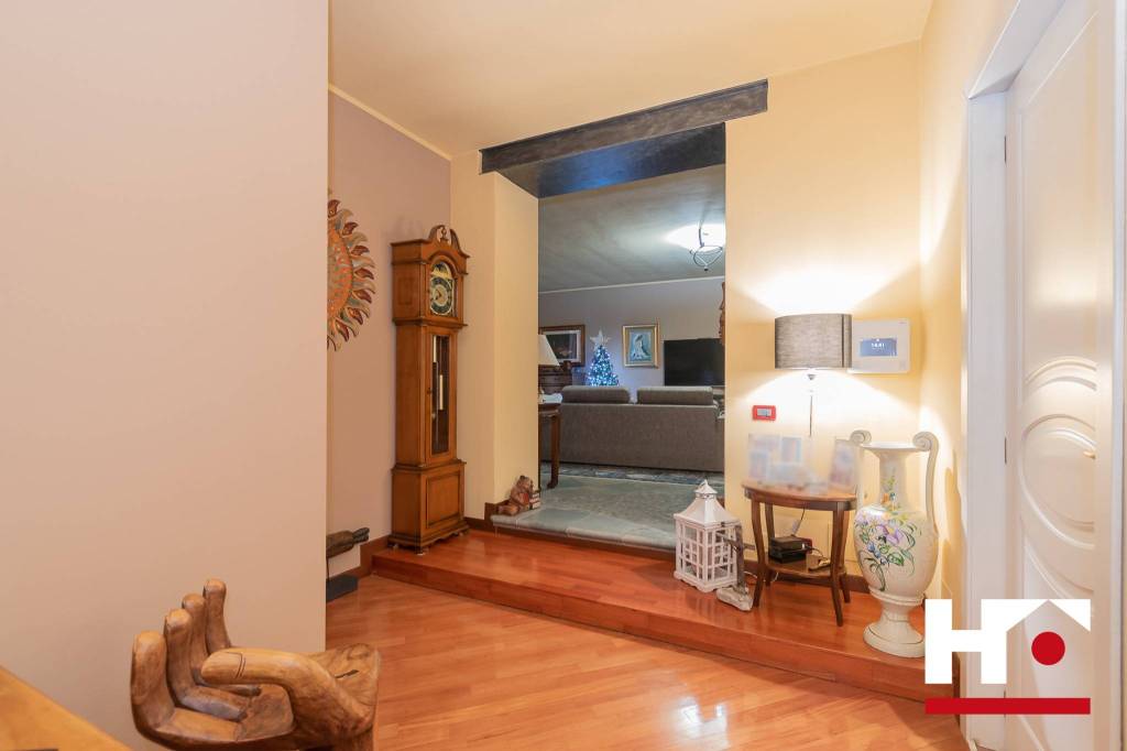 Casa Indipendente in vendita a Persico Dosimo via San Pietro, 3