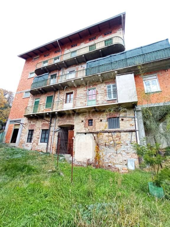 Villa in vendita a Casapinta via Roma