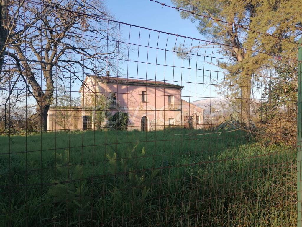 Intero Stabile in in vendita da privato a Rocca d'Evandro via Vandra, 44