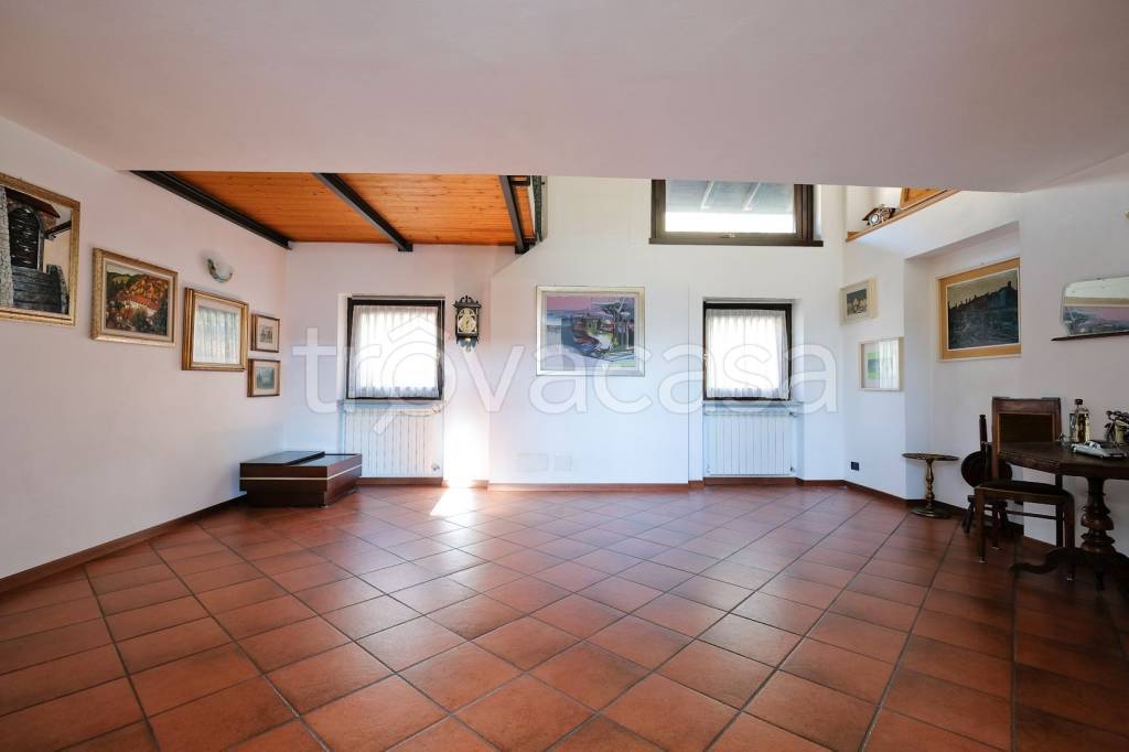 Appartamento in vendita a Bergamo via Fontana, 10