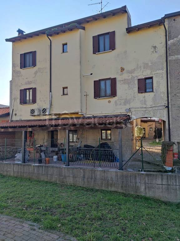Villa in in vendita da privato a Novara via Vigne Vecchie, 31