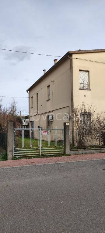Casa Indipendente in in vendita da privato a Bagnacavallo via Superiore, 54