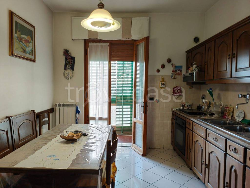 Appartamento in in vendita da privato a Prato via Chiaro Davanzati, 33