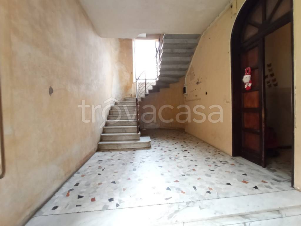 Appartamento in vendita a Cossato via Giuseppe Garibaldi, 53