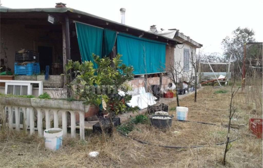 Villa all'asta a Latina via Astura n. 43
