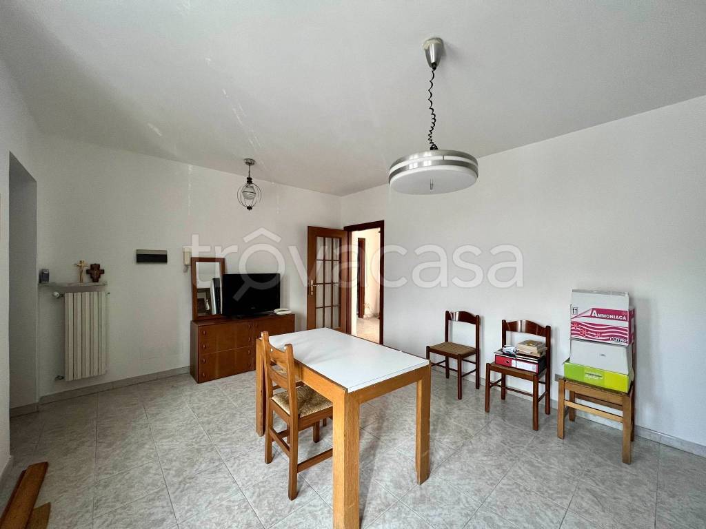 Appartamento in vendita ad Aosta via Parigi, 131