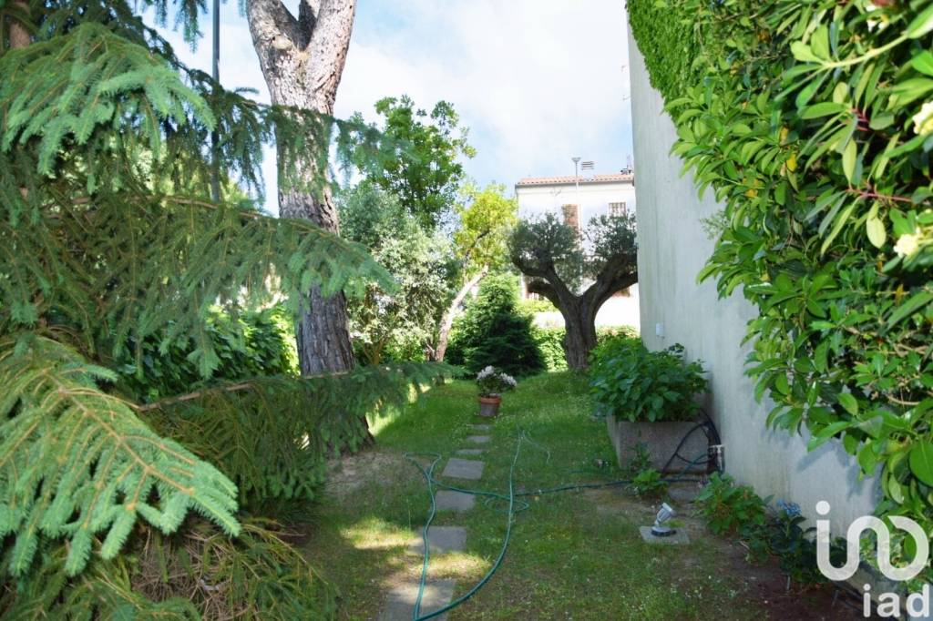 Villa in vendita a Ravenna via Vicoli