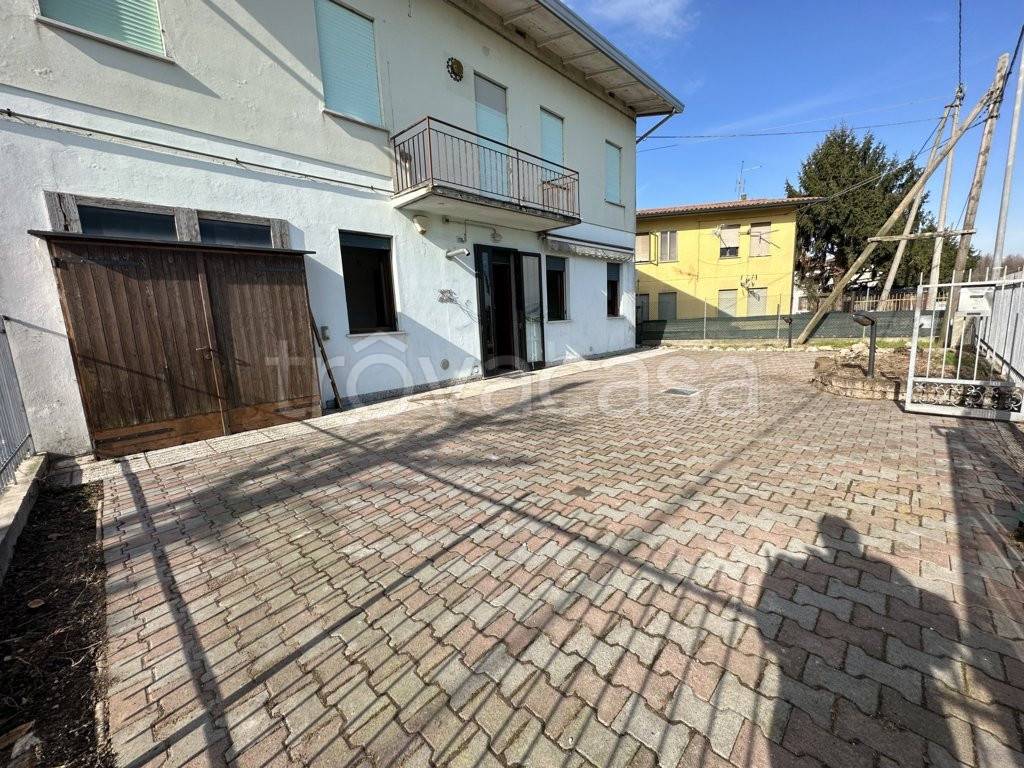 Appartamento in vendita a Mira via Lago Maggiore, 1