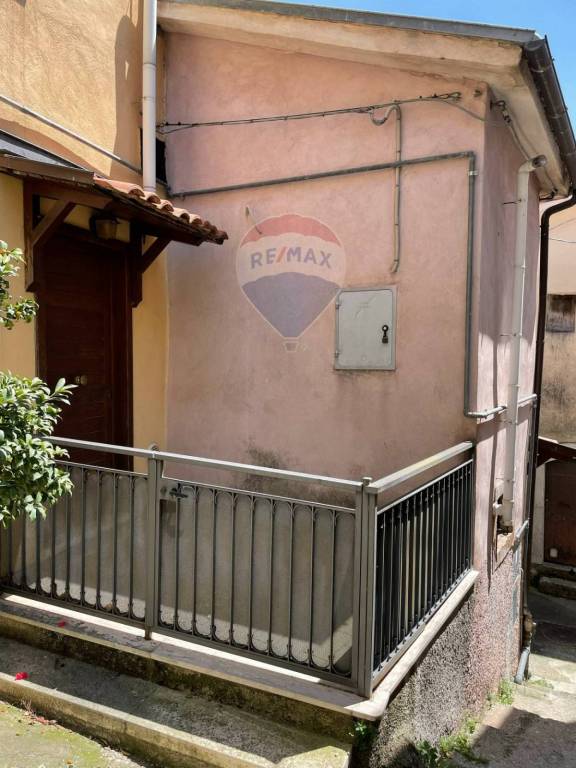 Casa Indipendente in vendita a Colli a Volturno via Torre, 29