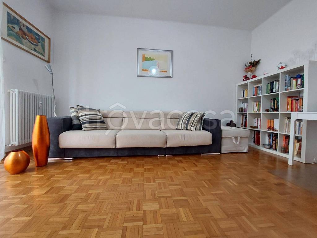 Appartamento in in vendita da privato a Trieste via dei Piccardi, 1