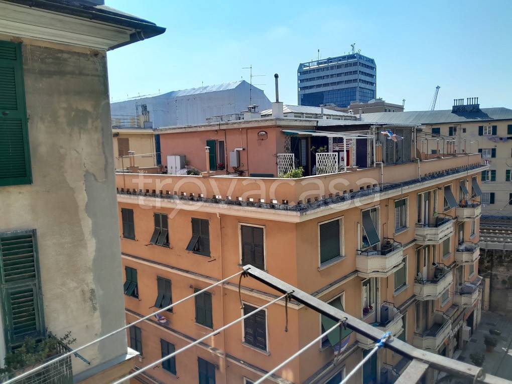 Appartamento in vendita a Genova via Gian Domenico Cassini, 8