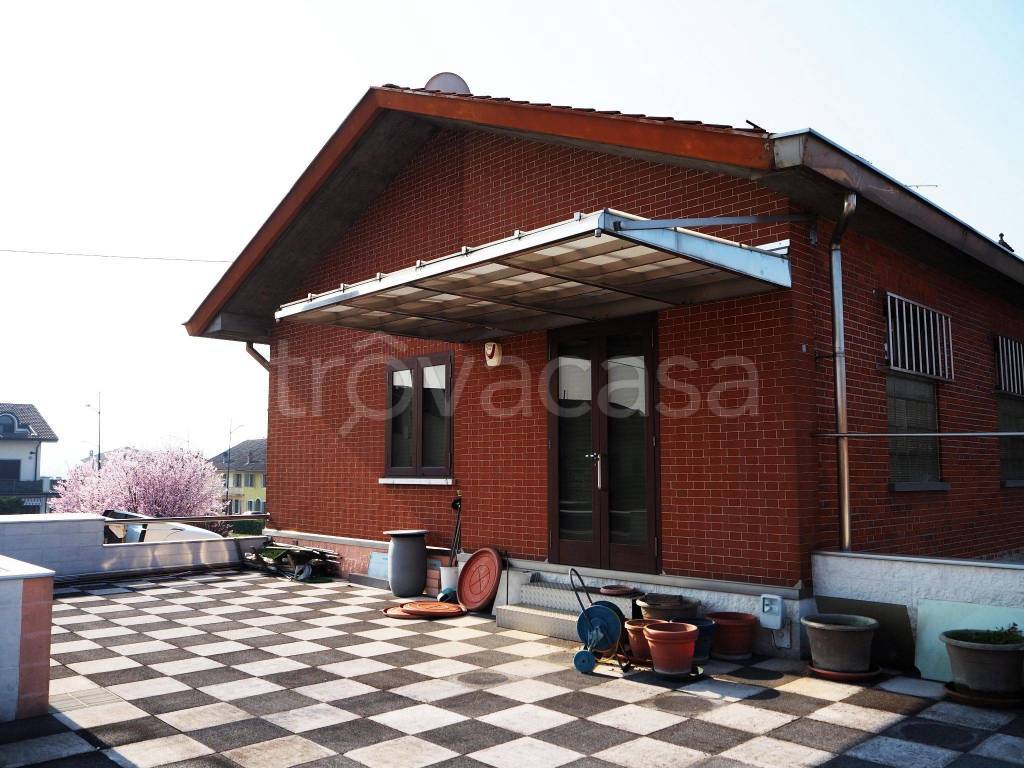 Appartamento in in vendita da privato a Magliano Alfieri corso Guglielmo Marconi, 19