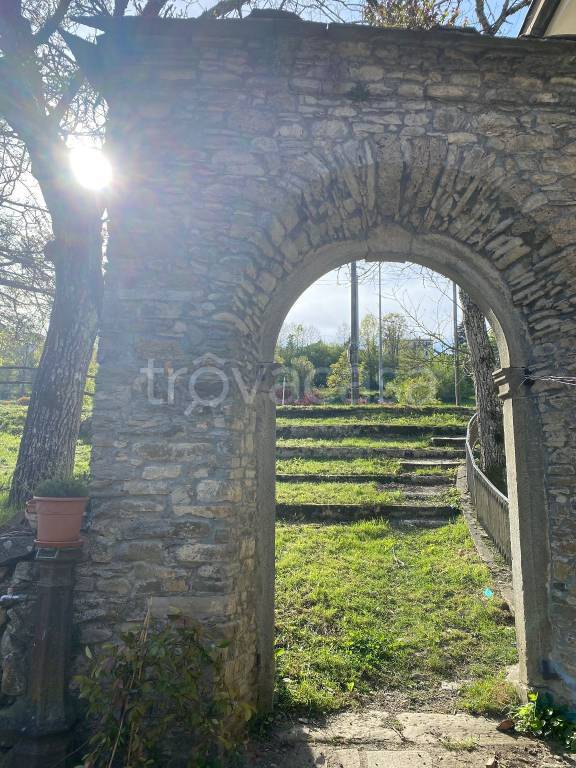 Casale in in vendita da privato a Tornolo via Lusardi, 7