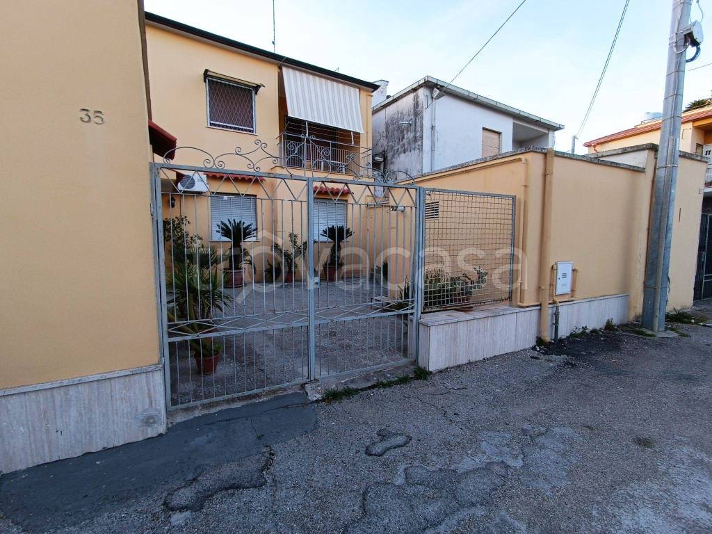 Villa Bifamiliare in in vendita da privato a Monteroni di Lecce via Po, 35