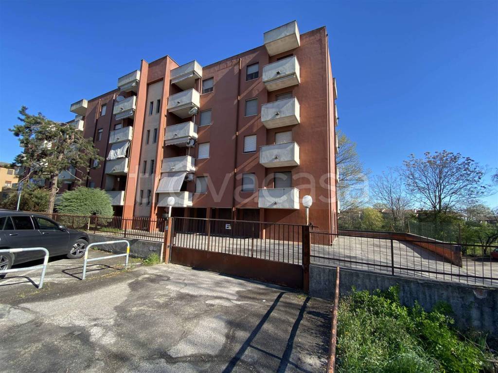 Appartamento in vendita a Sant'Angelo Lodigiano viale zara